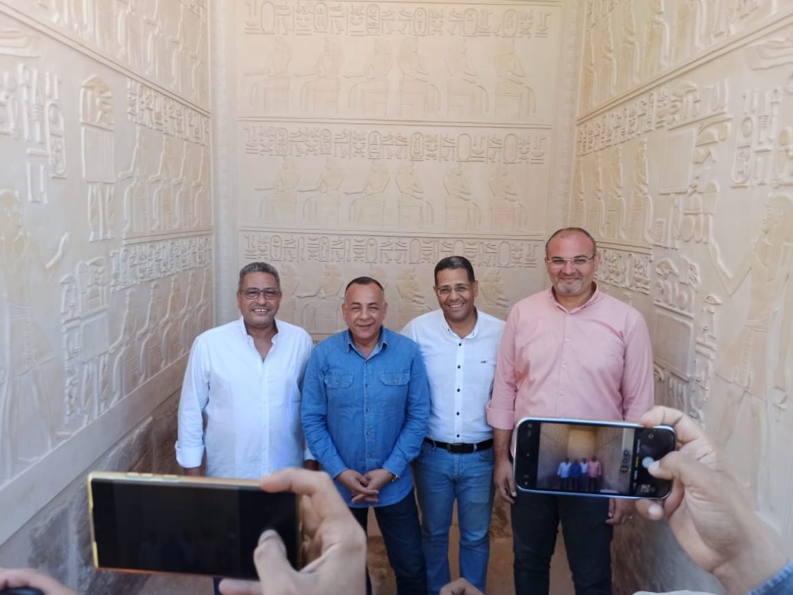 Egypt installs Karnak King List replica - Egyptian Gazette