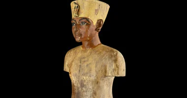 "Tutankhamun hall closes Monday to transfer artifacts to GEM ...